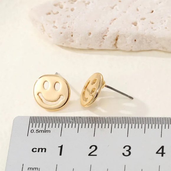 chichigems | Jewelry | Cute Gold Happy Smiley Face Unisex Stud Earrings ...